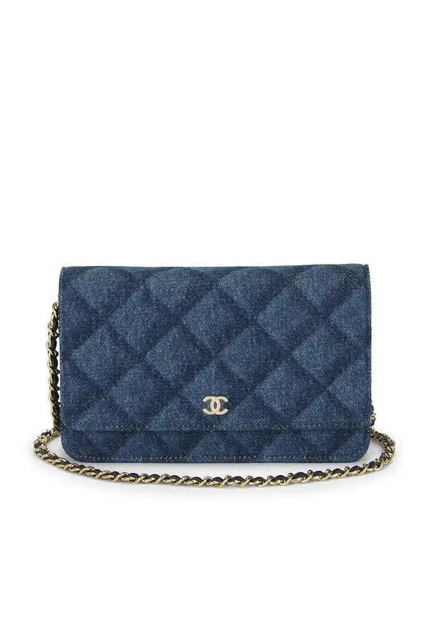 Chanel Denim Printed Wallet On Chain - Blue