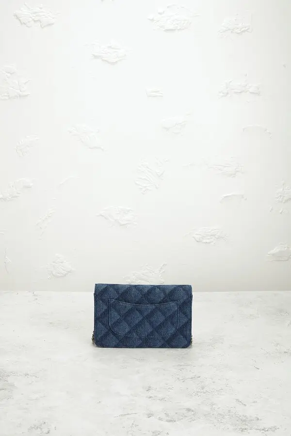 Chanel Denim Printed Wallet On Chain - Blue