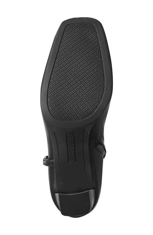 Bandolino Urbiny Faux Leather Bootie - Blk01