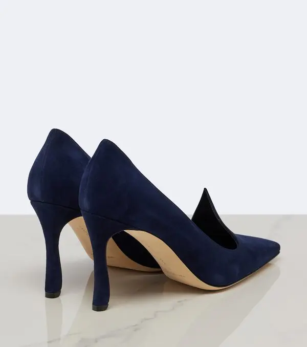 Manolo Blahnik Maldite Suede Pumps