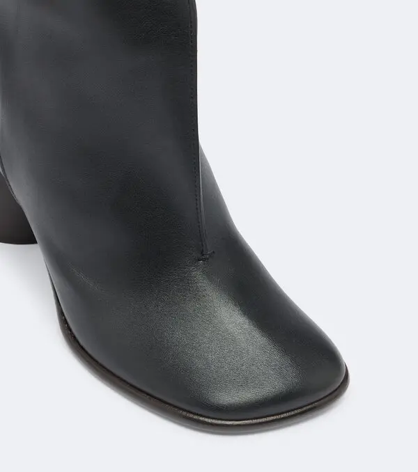LEMAIRE Crease Leather Knee-high Boots