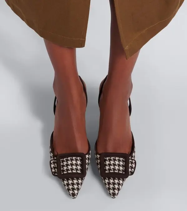 Manolo Blahnik Mayslibi Houndstooth Slingback Pumps