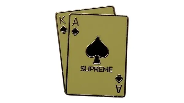 Supreme Cards Pin - Gold