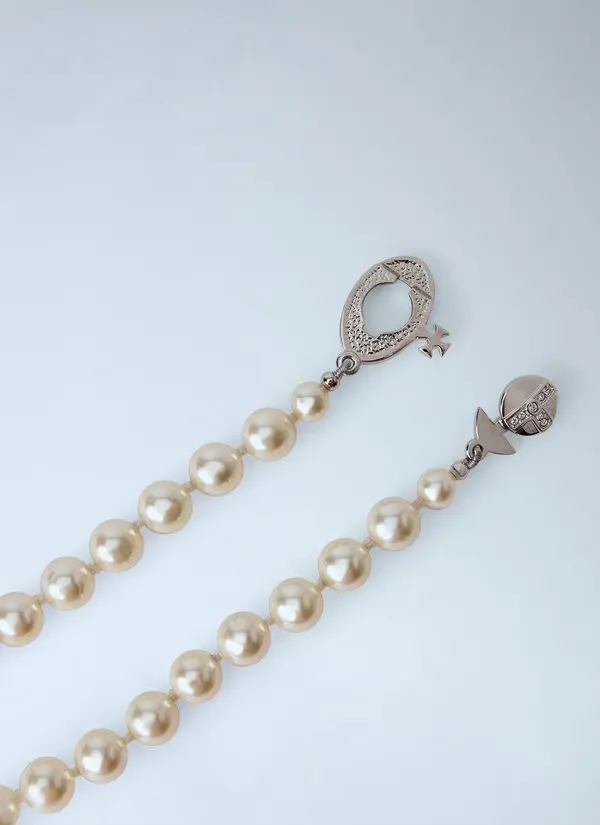 VIVIENNE WESTWOOD One Row Pearl Drop Choker