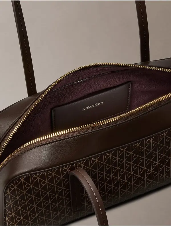 Calvin Klein Emblem Logo Bauletto Bag - Delicioso