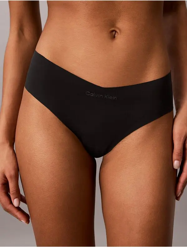 Calvin Klein Perfectly Fit Thong - Black