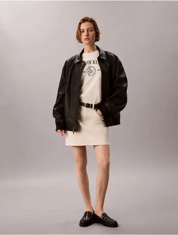 Calvin Klein Arch Varsity Logo Graphic Relaxed T-shirt - Tofu