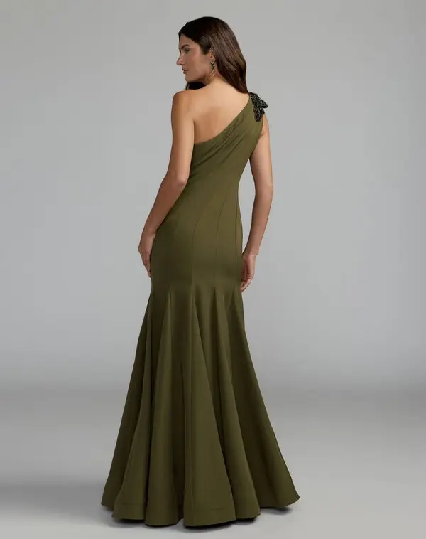 Mac Duggal Petite One Shoulder Crepe Gown With Embellished Flower Detail - Green