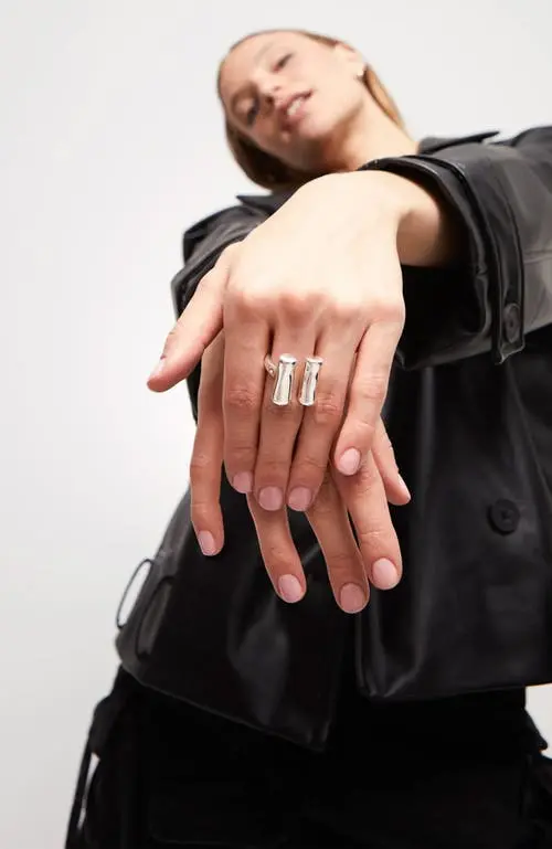 UNODE50 Sterling -plated Ring With Two Vertical Tubes
