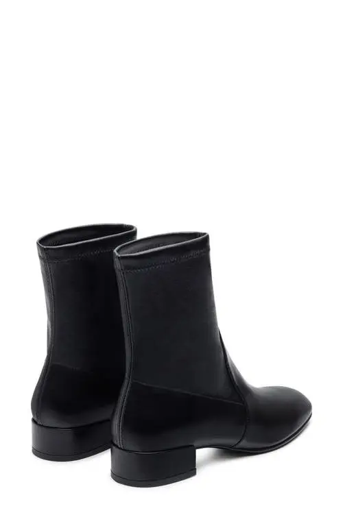 STUART WEITZMAN Bacari Leather Bootie - Black