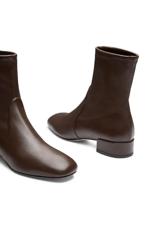 STUART WEITZMAN Bacari Leather Bootie - Walnut