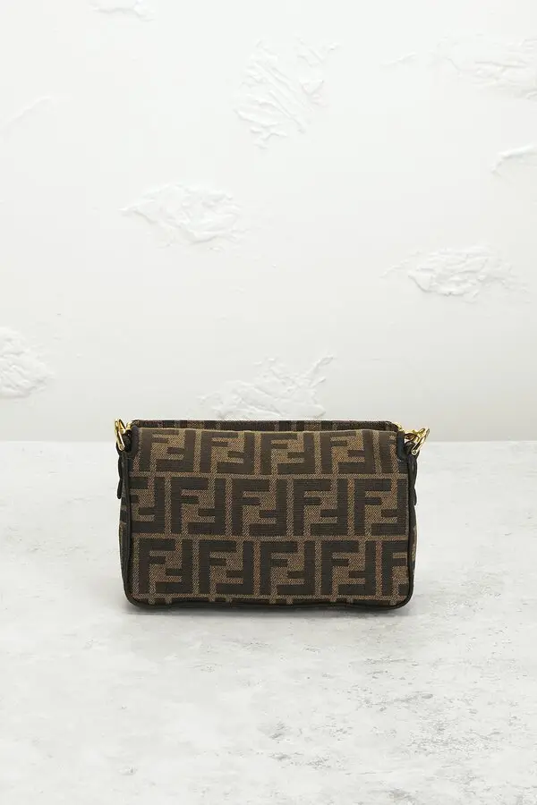 FWRD RENEW Fendi 包袋