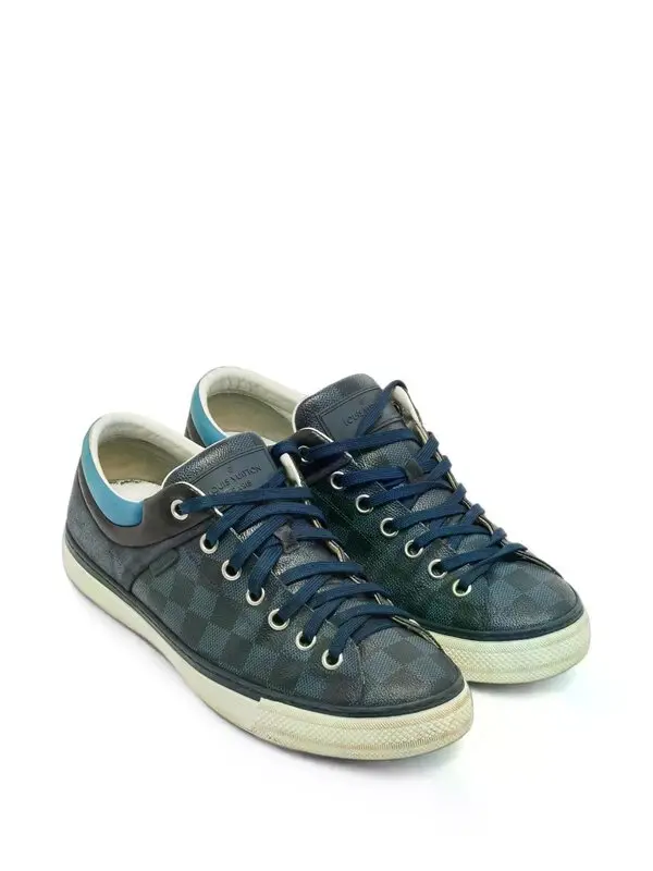 LOUIS VUITTON Damier Low-top Sneakers