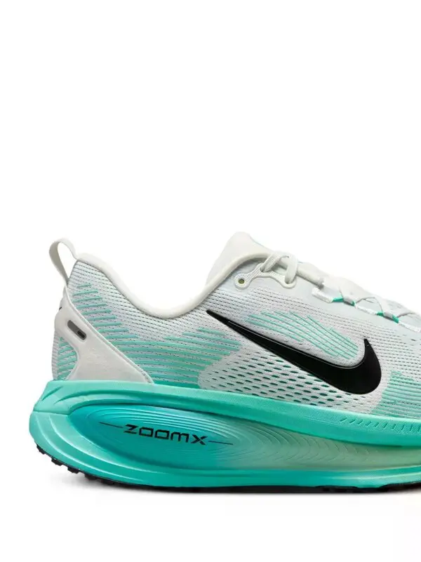 Nike Zoomx Vomero 18 Sneakers