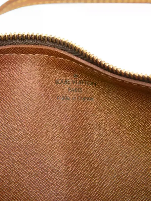 LOUIS VUITTON 2003 Monogram Papillon 28 Handbag