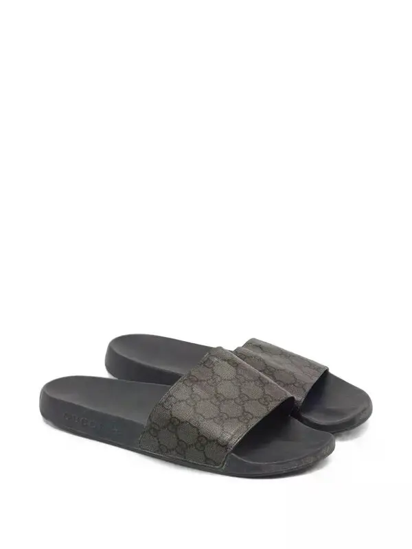 Gucci Gg Supreme Canvas Slides - Brown