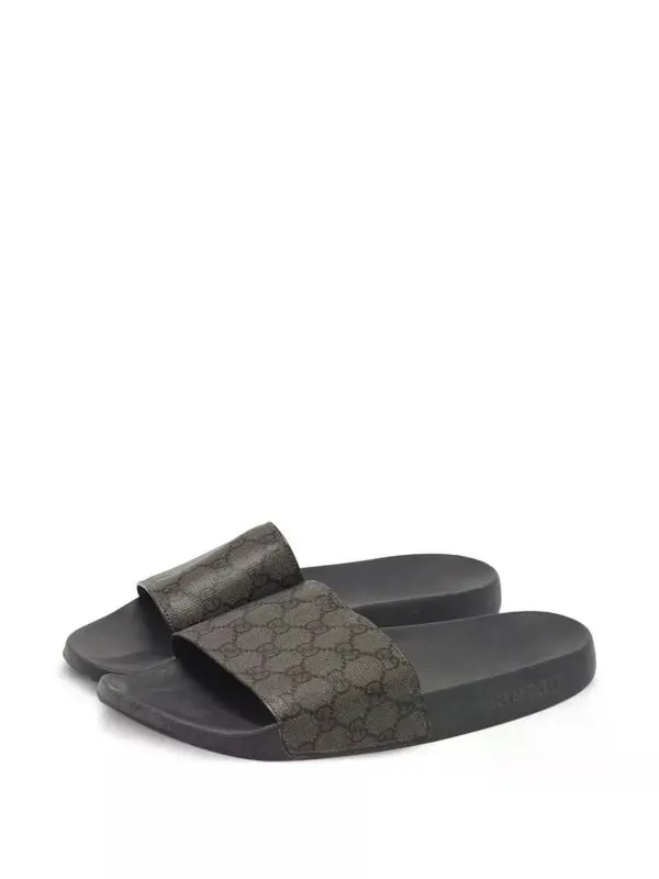 Gucci Gg Supreme Canvas Slides - Brown