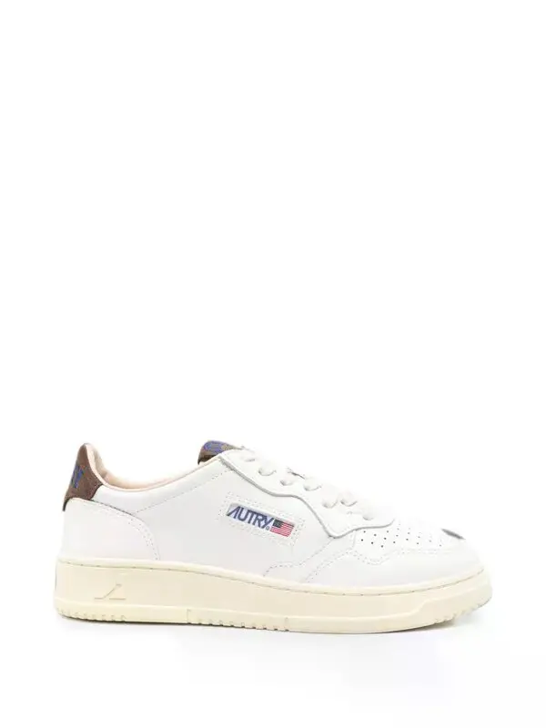 AUTRY Medalist Logo-patch Panelled Sneakers - White