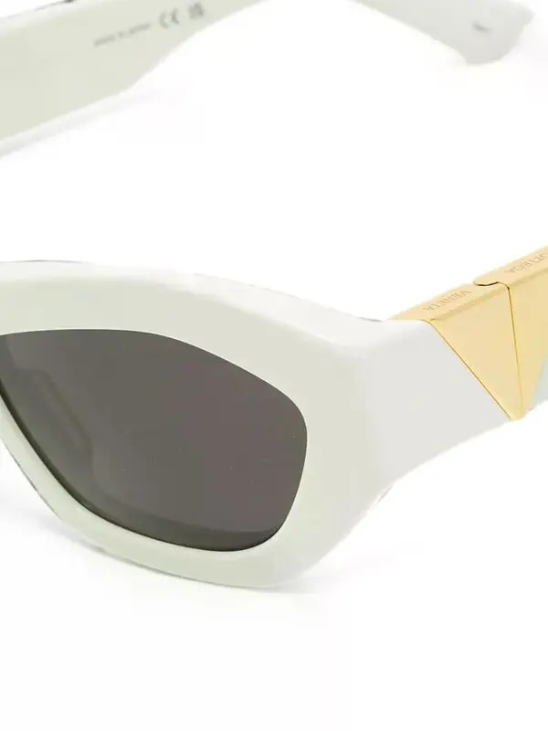 Bottega Veneta Cat-eye Sunglasses - White
