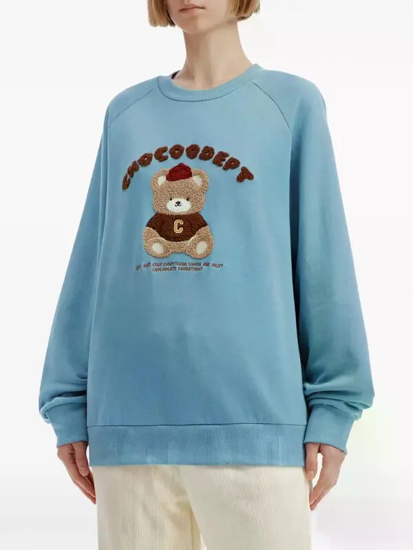 CHOCOOLATE Embroidered Bear Sweatshirt - Blue