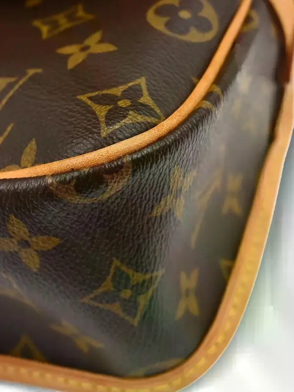 LOUIS VUITTON 2008 Monogram Shoulder Bag