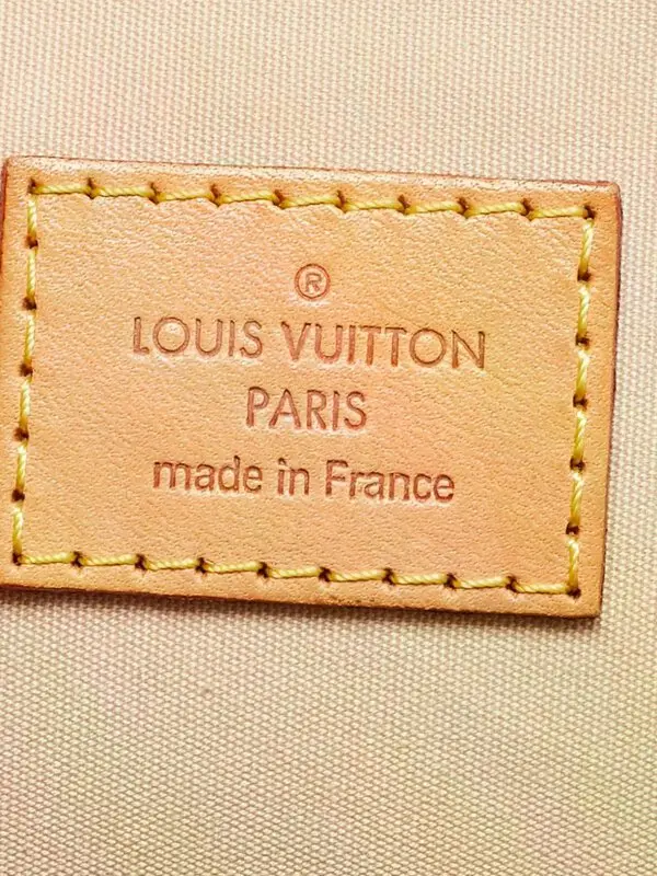 LOUIS VUITTON 2009 Gm Alma Handbag