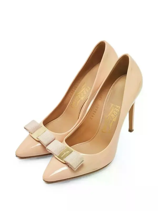 FERRAGAMO Vara Pumps With Logo-engraved Plaque