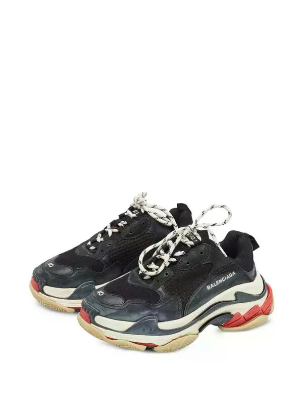 Balenciaga Triple S Low-top Sneakers - Black