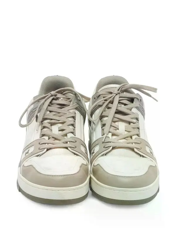 LOUIS VUITTON Leather Low-top Sneakers - White