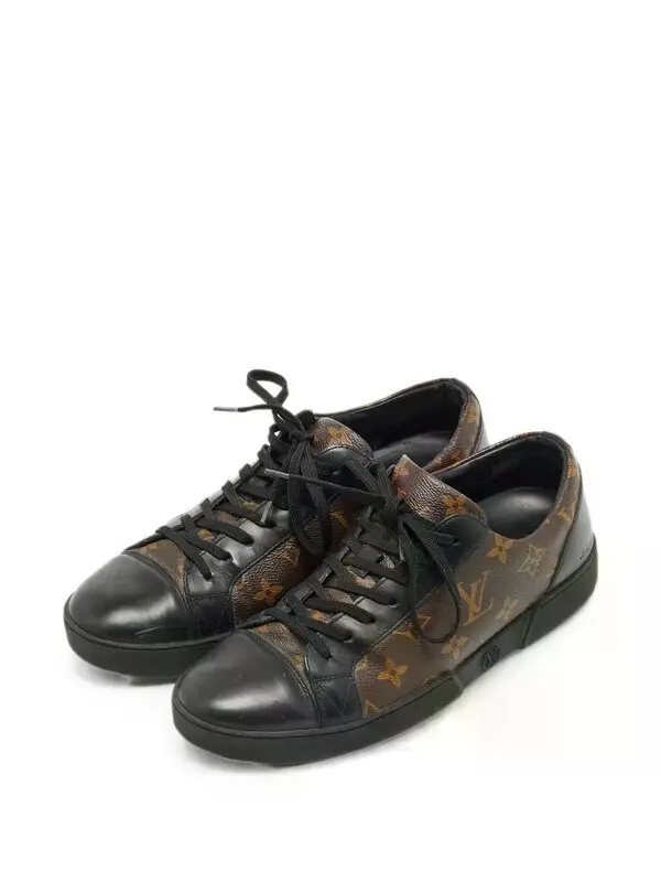 LOUIS VUITTON Match Up Sneakers