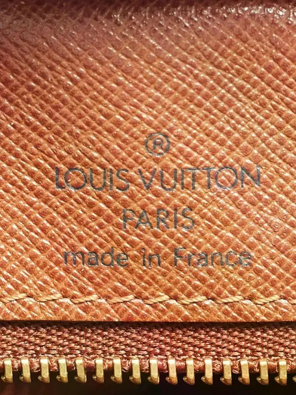 LOUIS VUITTON Monogram Canvas Crossbody Bag