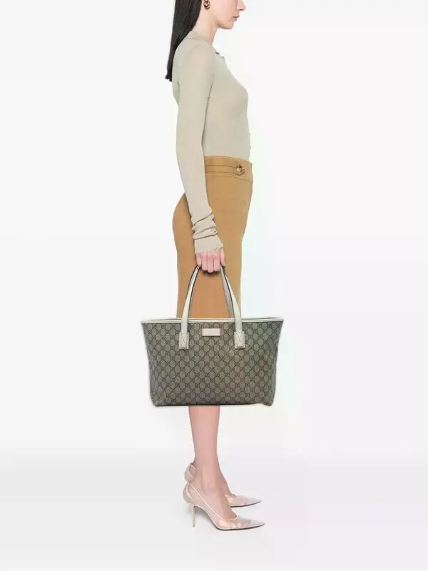 Gucci 2016-2026 Medium Gg Supreme Tote Bag