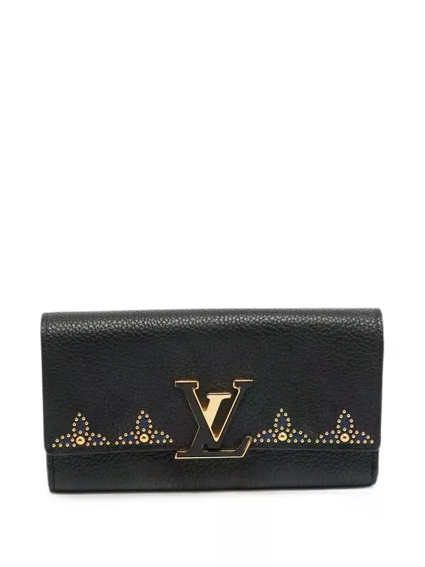 LOUIS VUITTON 2018 Capucines Studded Wallet