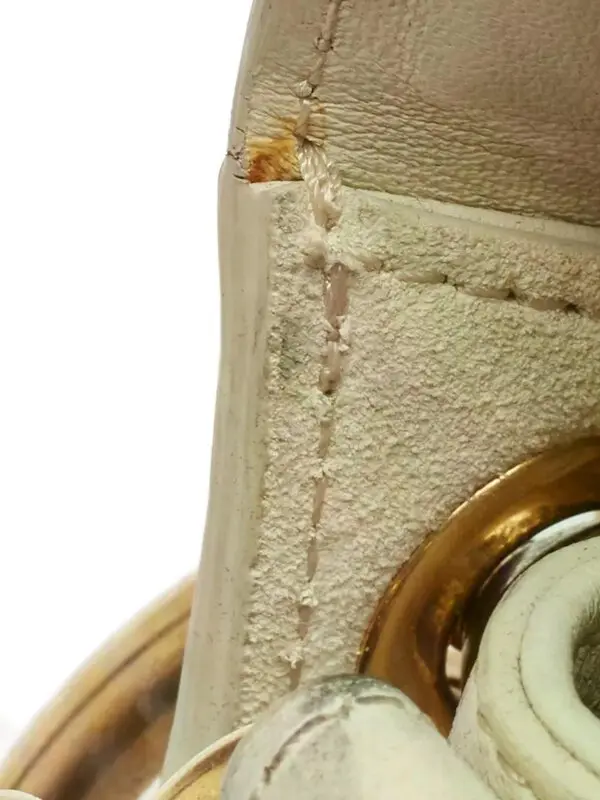 Chloé Suede Leather Ring Detail Bag - White