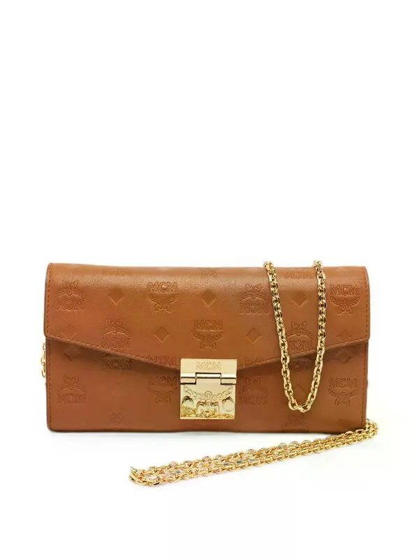 Mcm Patricia Laurel Lock Wallet On Chain