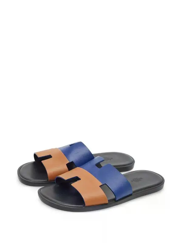 Hermès Izmir H-cut Flat Sandals