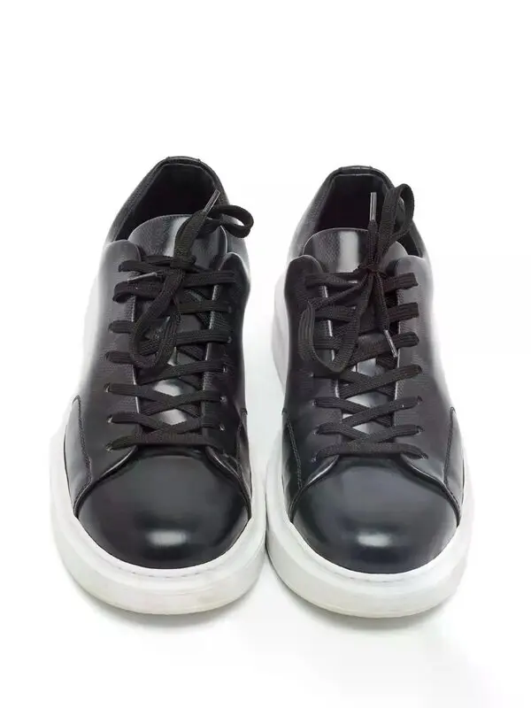 LOUIS VUITTON Beverly Hills Leather Sneakers