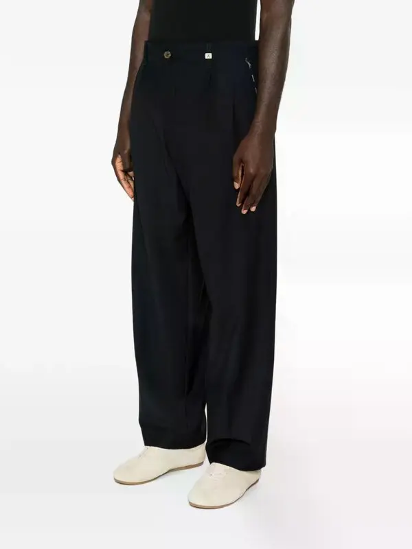MYTHS Pleated-front Wide-leg Trousers