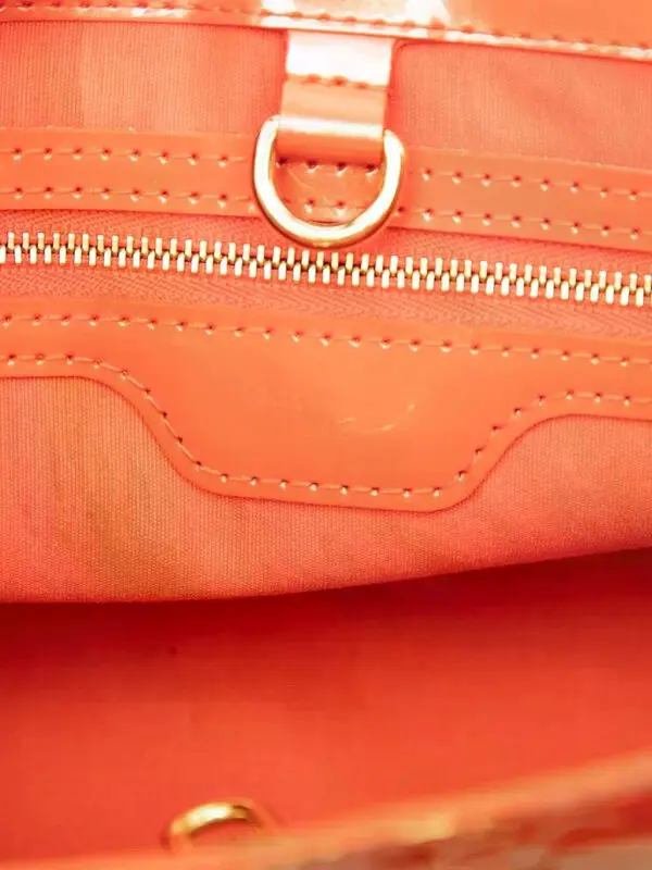 LOUIS VUITTON Monogram Vernis Wilshire Pm Handbag - Orange
