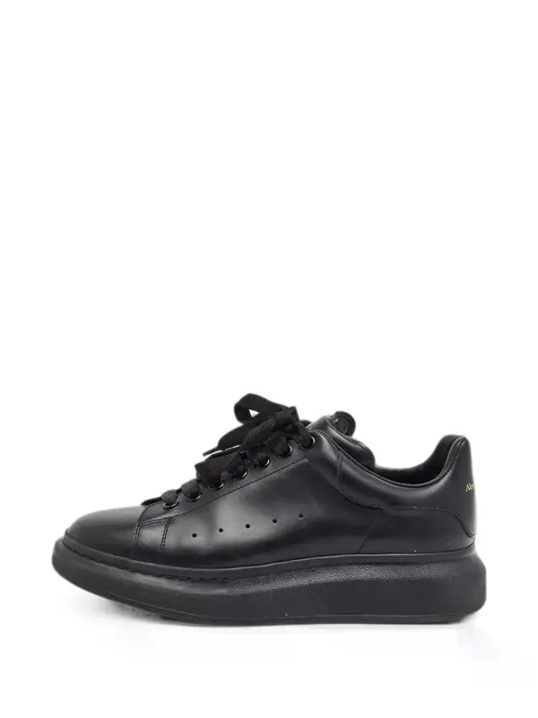 Alexander McQueen Oversized Lace-up Sneakers - Black