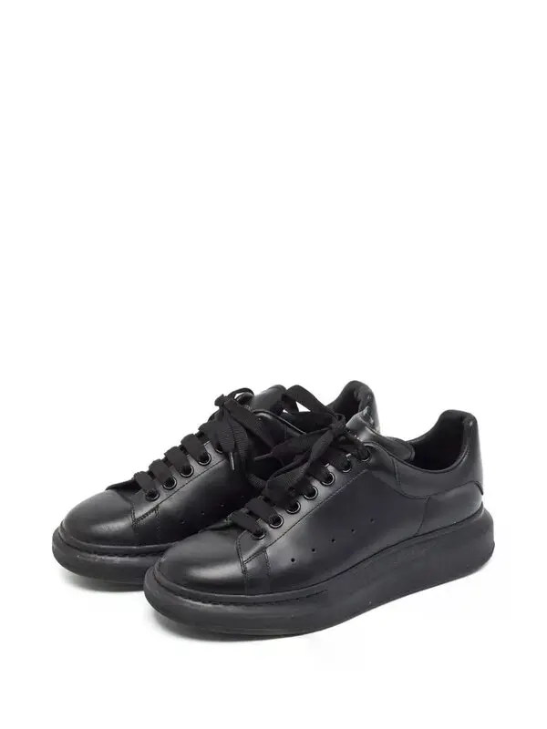 Alexander McQueen Oversized Lace-up Sneakers - Black