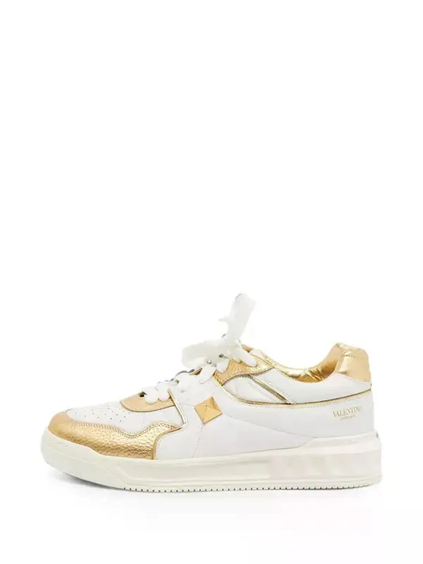 Valentino Garavani One Stud Lace-up Sneakers