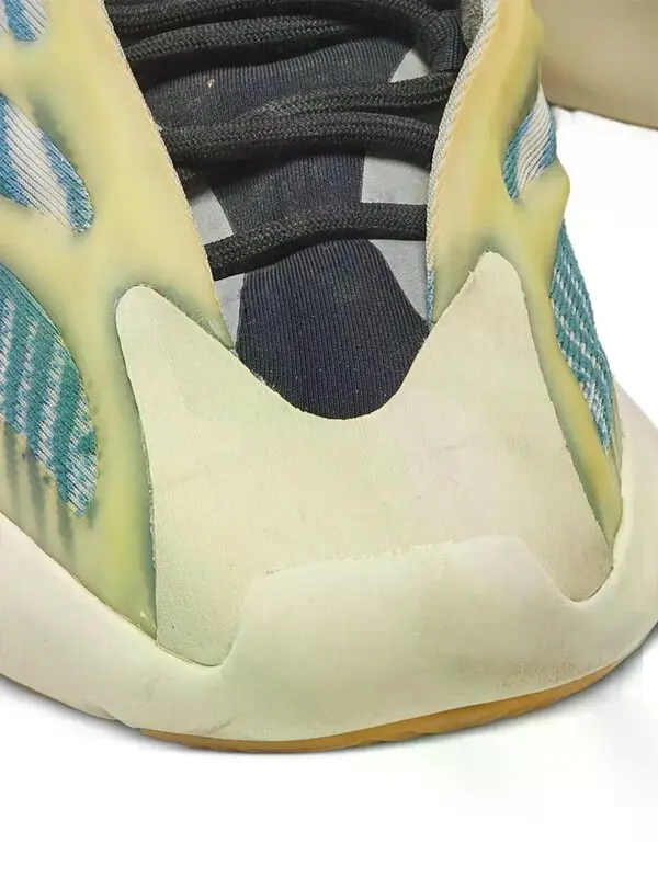ADIDAS X YEEZY 700 V3 Kyanite Sneakers