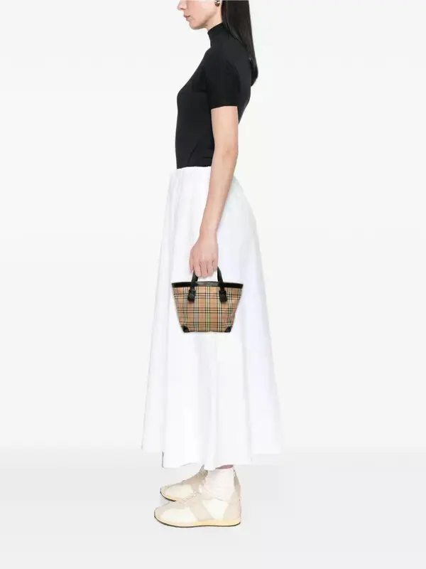 Burberry 2000-2017 Haymarket Check Coated Canvas Tote Bag