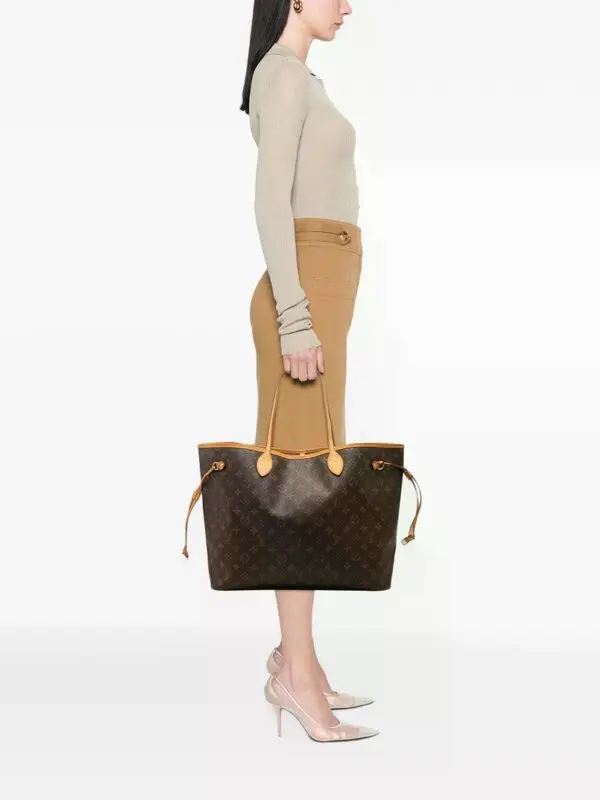 LOUIS VUITTON 2011 Monogram Neverfull Gm Tote Bag