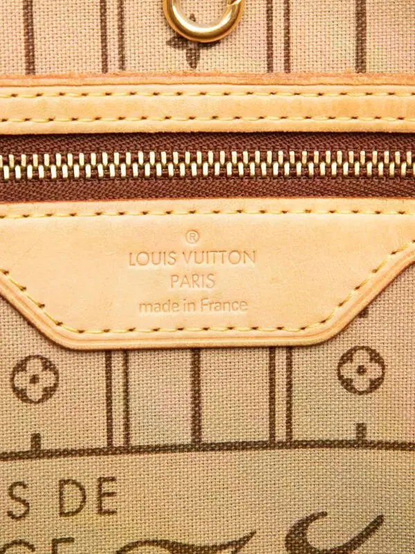 LOUIS VUITTON Monogram Neverfull Gm Tote Bag - Brown