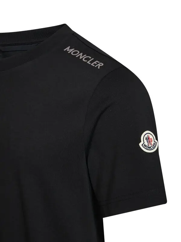 Moncler Logo Detailed Crewneck T-shirt - Black