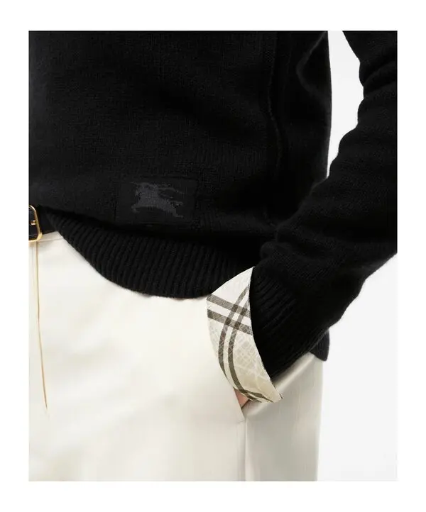 Burberry Cashmere Sweater With Knitted Knight Motif - Black