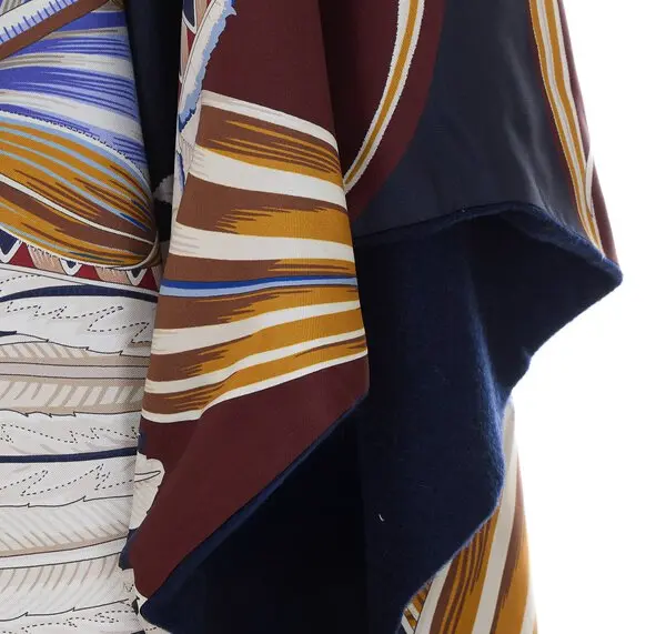 FERRAGAMO Reversible Shawl