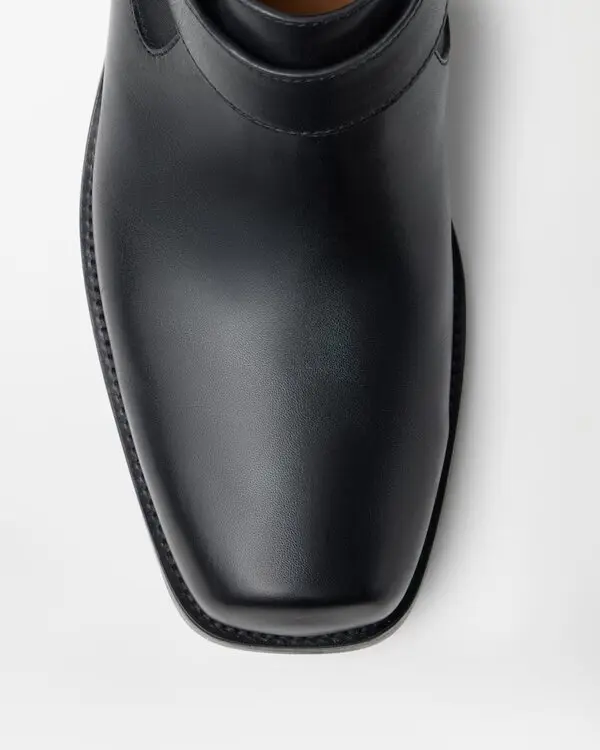 Versace Orlando Leather Chelsea Boots With Medusa Buckle